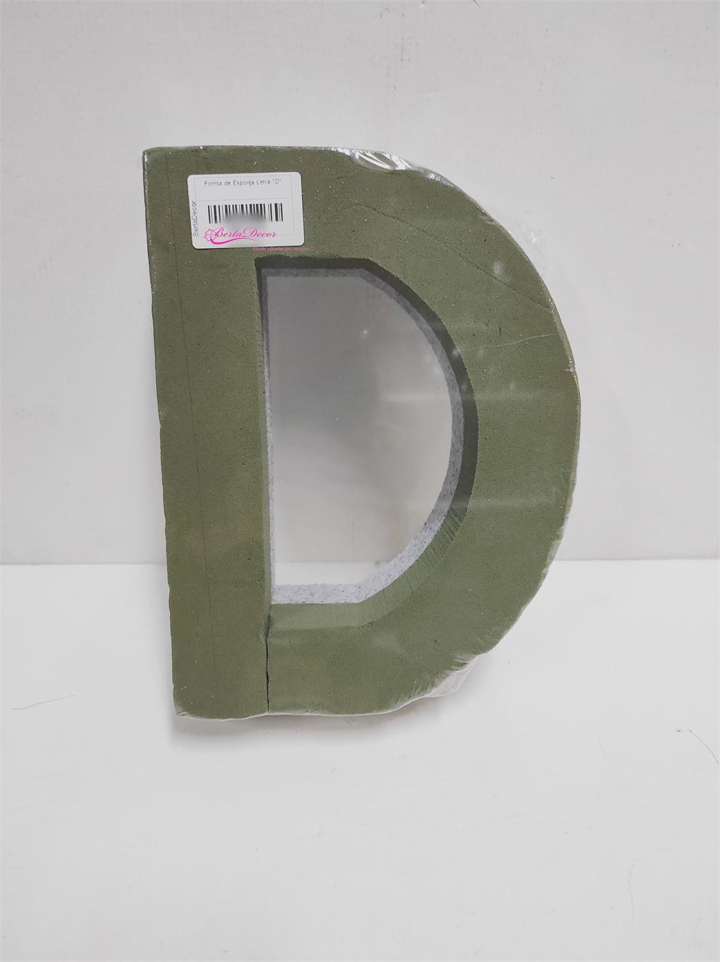 Forma de Esponja Letra “D” 25cm – Berta Decor